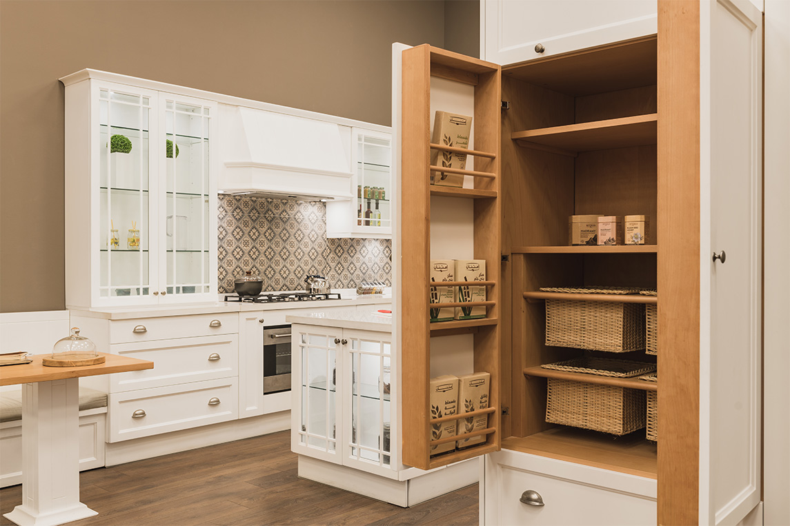 Interior Organization - woodpecker